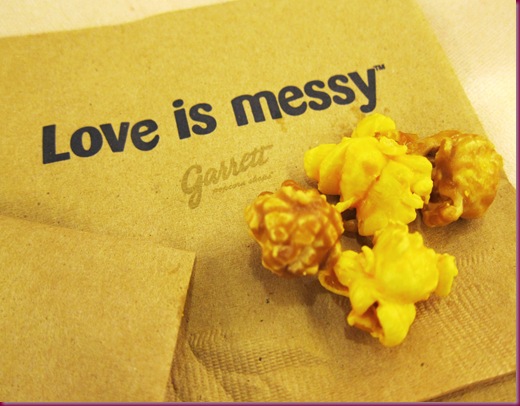 jin loves to eat: Garrett Popcorn ♥ ♥